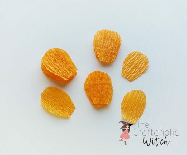 Easy Crepe Paper Roses You Can Actually Make at Home + Free Template ...