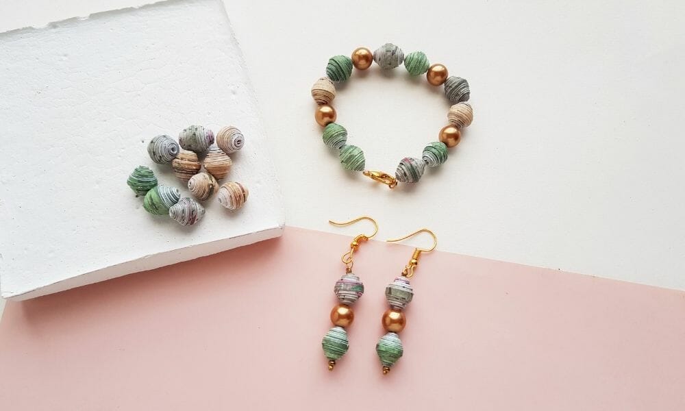How to Make Paper Beads & Jewelry (Beginners Guide + Video)