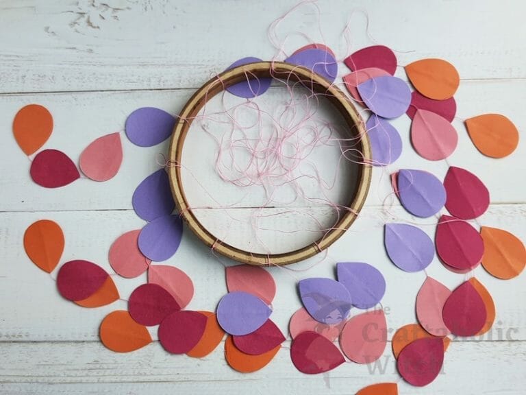 How to Make a Mobile at Home (with Video Tutorial)