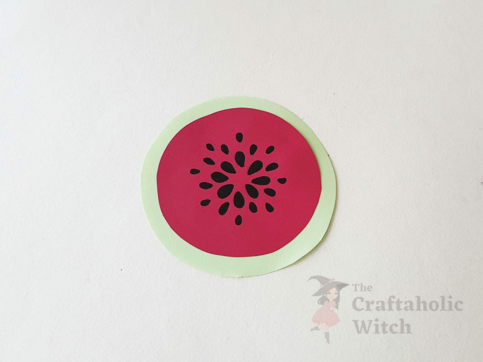 How to Make a Paper Fan (5 Free Templates) + Video Tutorial