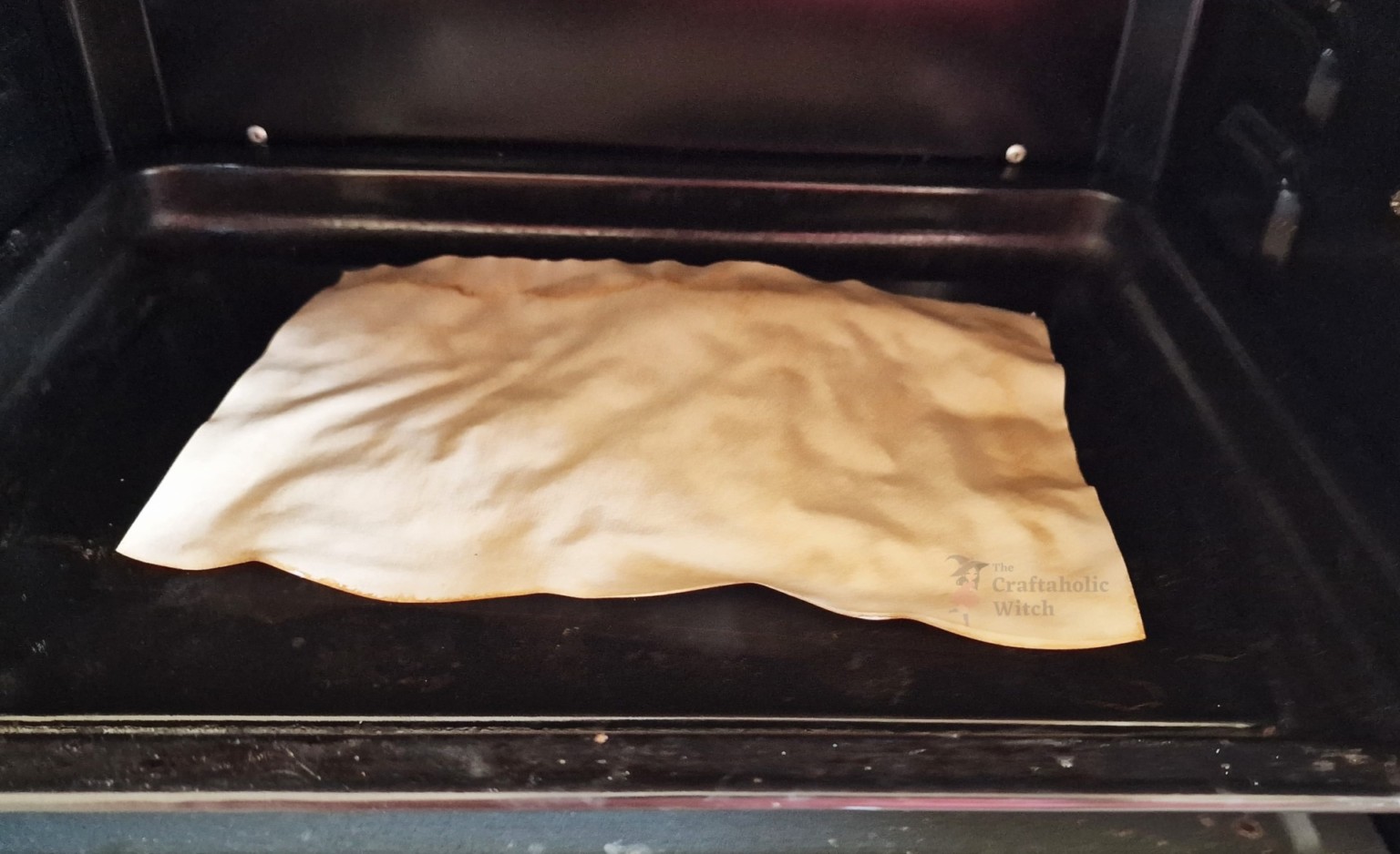 How to Age Paper? 5 Ways to Give Old Looks with 8 Styles