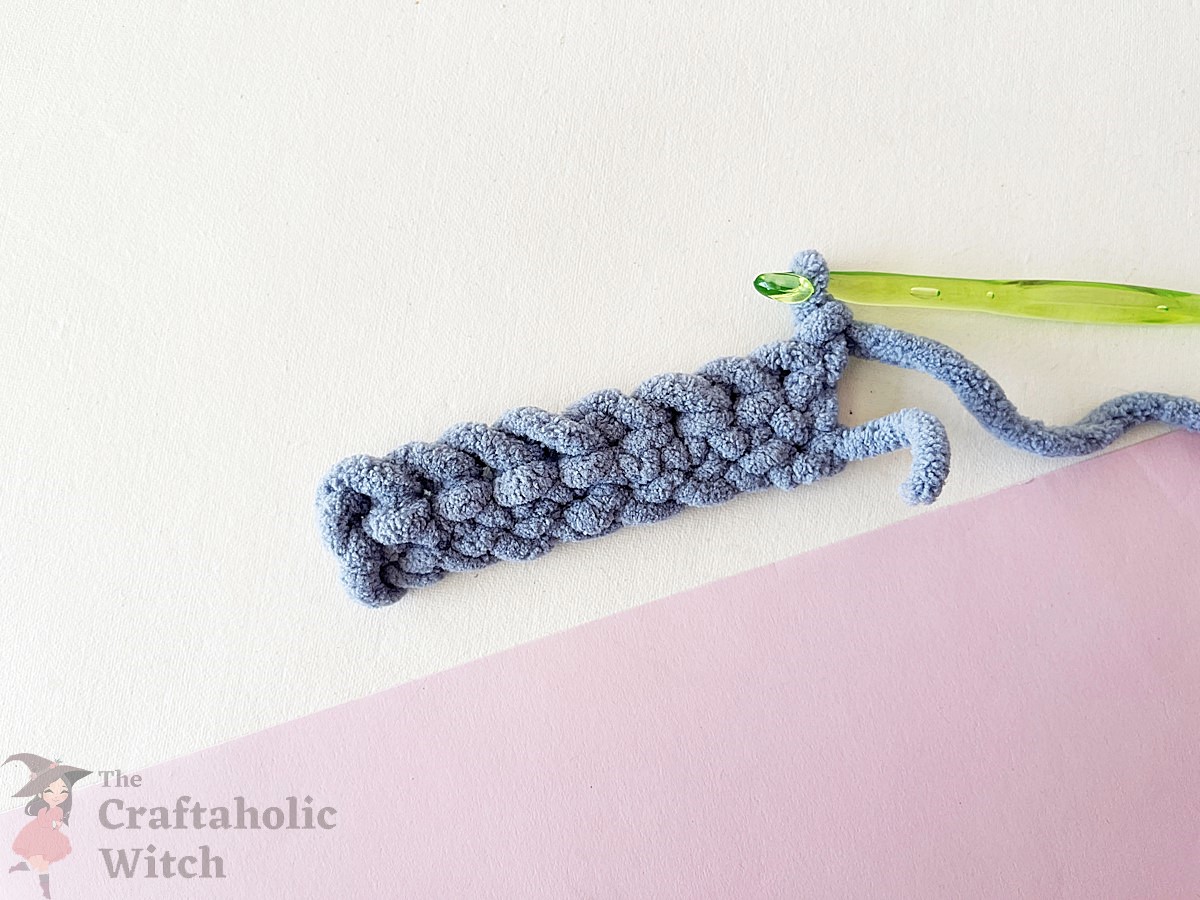 How to do a Perfect Single Crochet Stitch as a Beginner | Craftaholic Witch