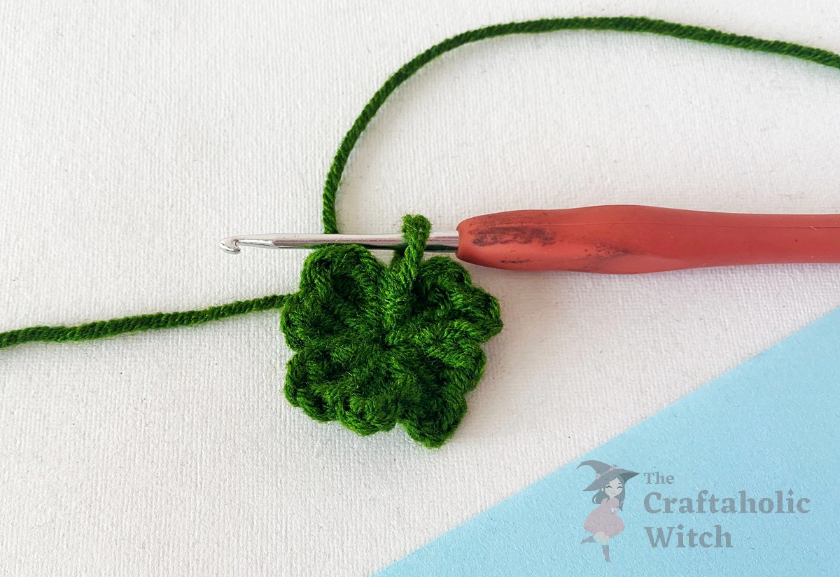 Easy 4 Leaves Crochet Clover Tutorial with Free Pattern | The ...