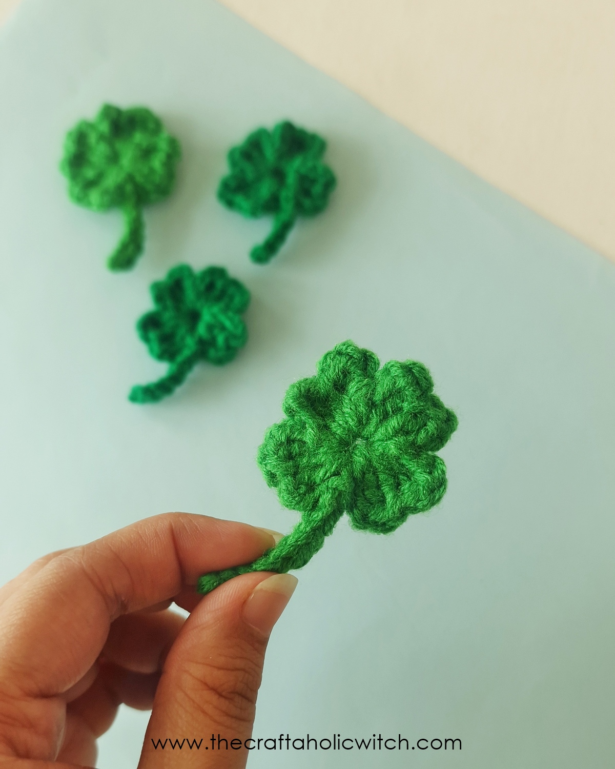 Easy 4 Leaves Crochet Clover Tutorial with Free Pattern | The ...