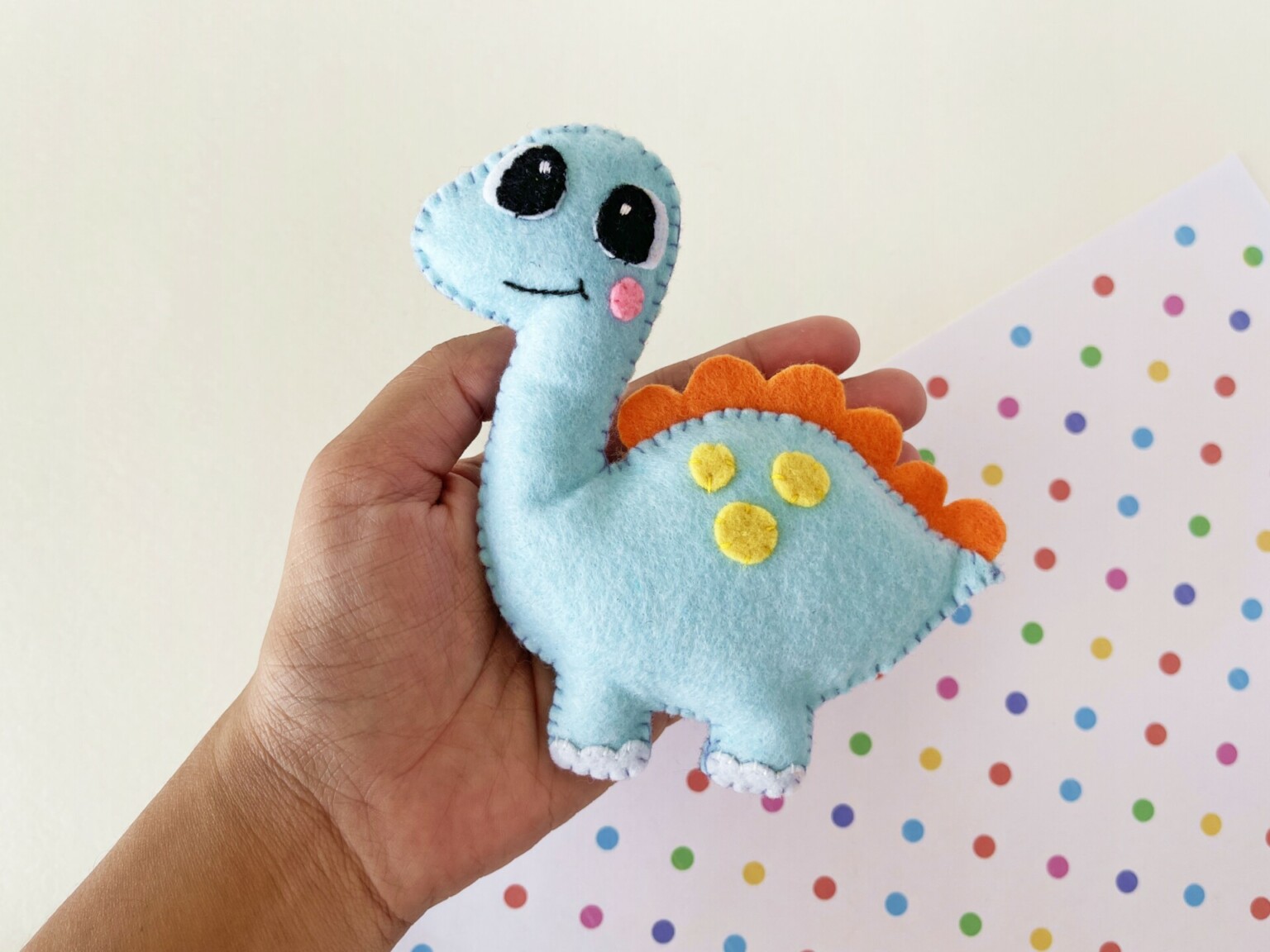 Felt Dinosaur Craft Pattern | The Craftaholic Witch