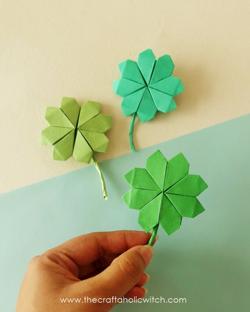 Easy Origami Shamrock (Four Leaf Clover) for Beginners