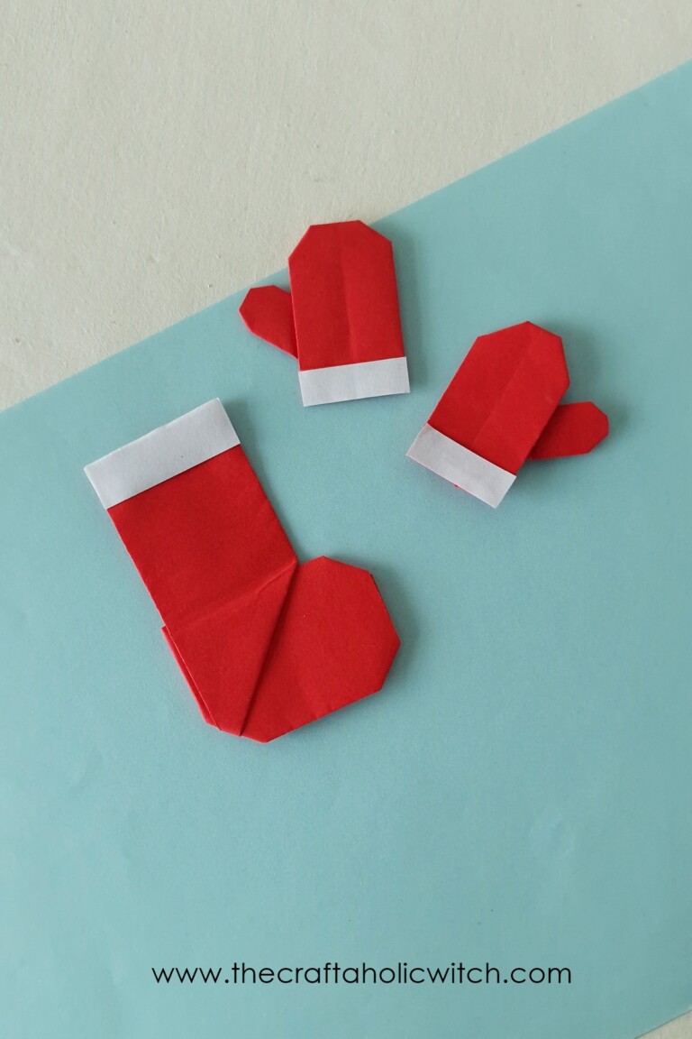 Easy Origami Gloves and Stockings for Christmas (Video with Step ...