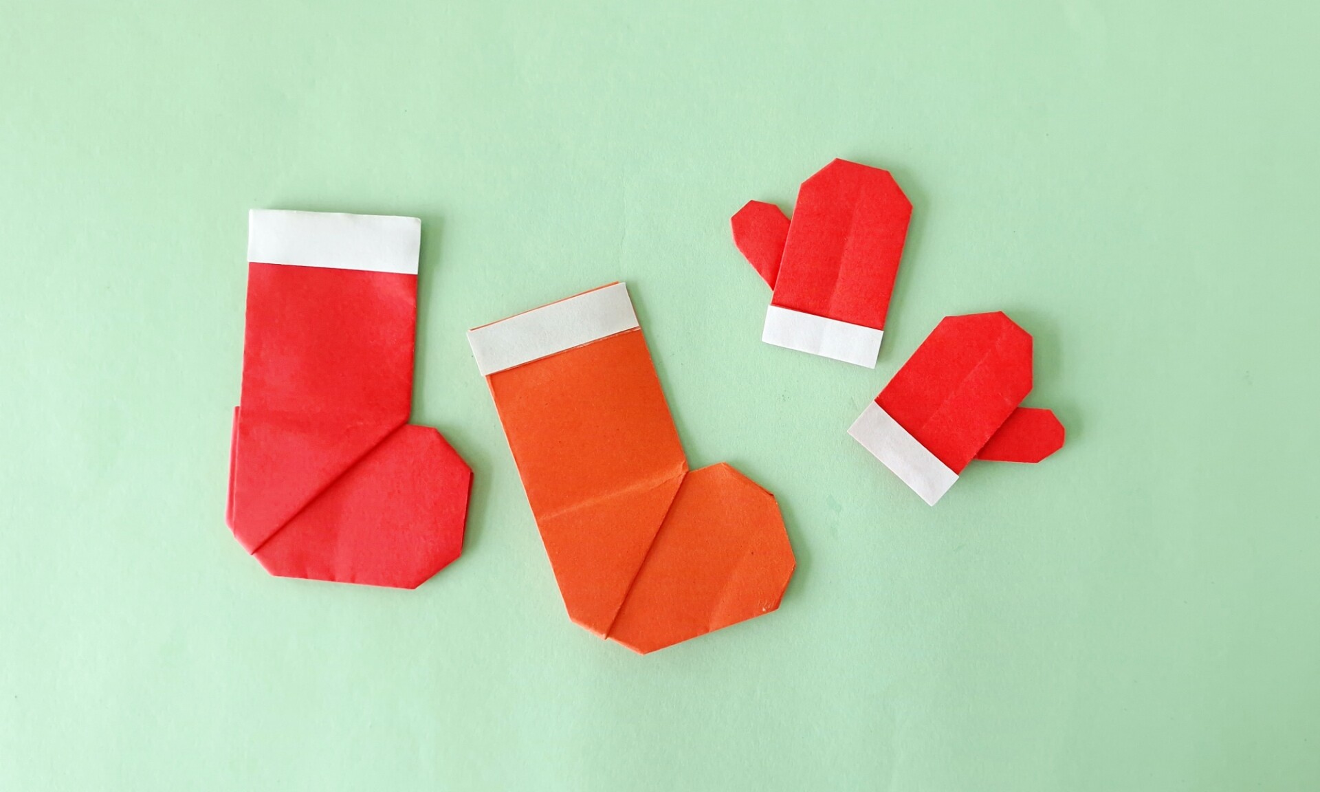 Easy Origami Gloves and Stockings for Christmas (Video with Step ...